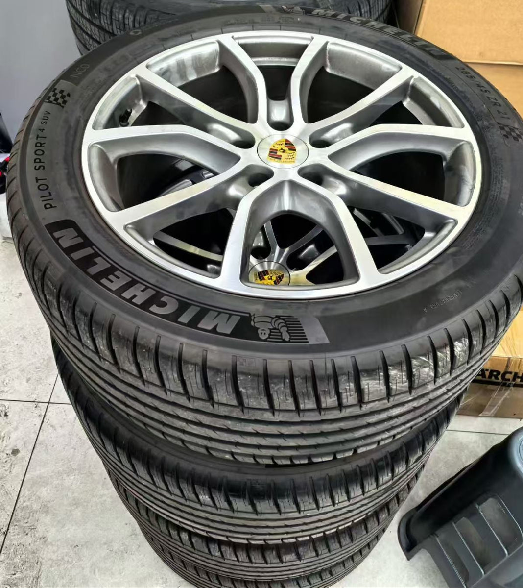 (Demo Car Wheels) 21” Porsche Cayenne Exclusive Design OE Complete Whe ...