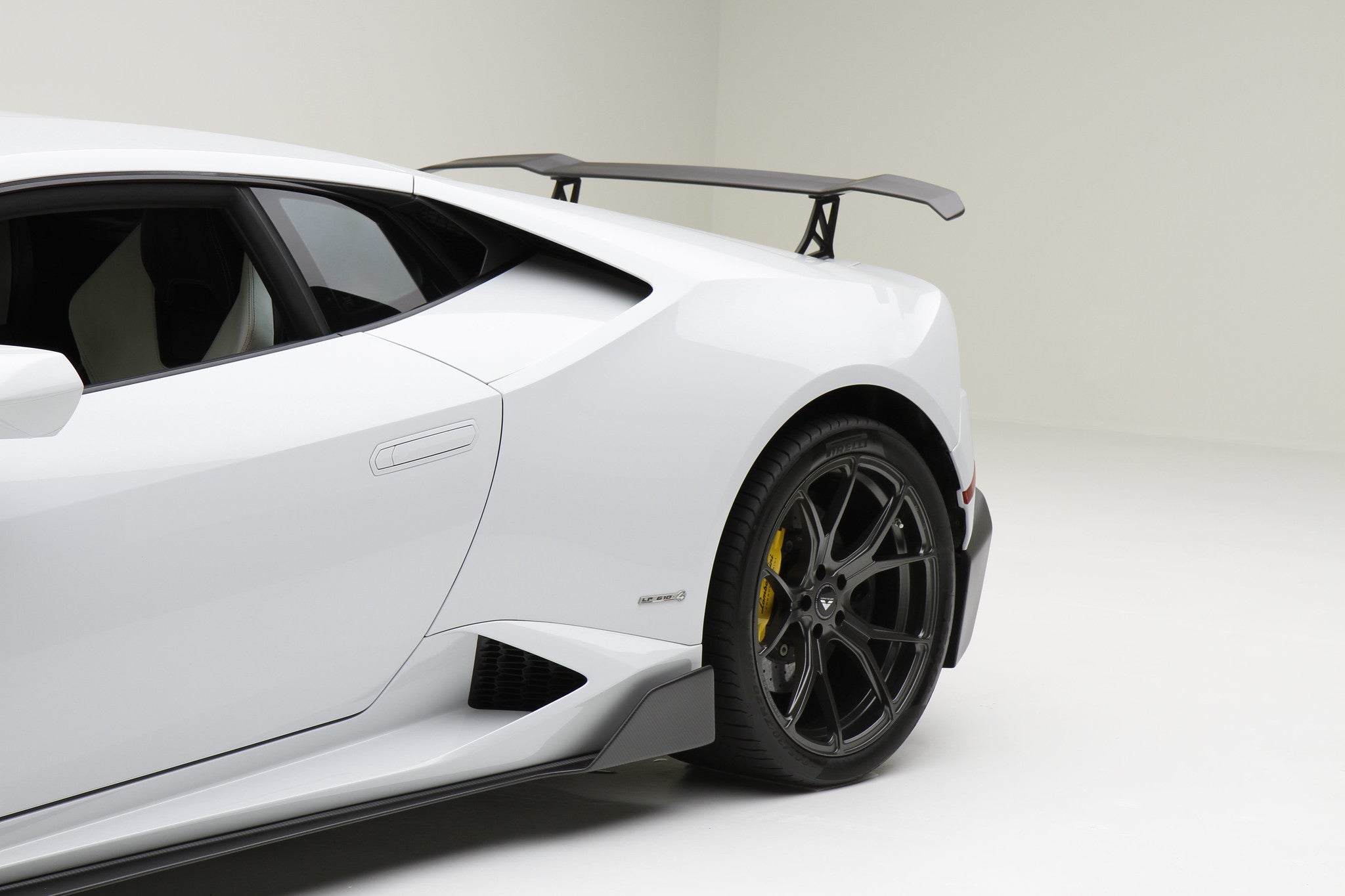 Vorsteiner Lamborghini Huracan Novara Aero Rear Wing Blades – CarGym
