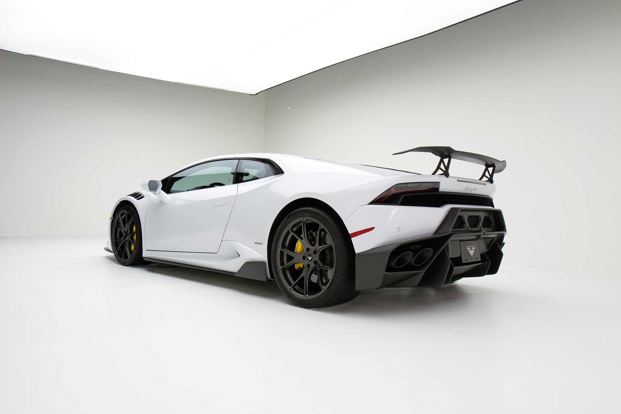 Vorsteiner Lamborghini Huracan Novara Aero Rear Wing Spoiler – CarGym